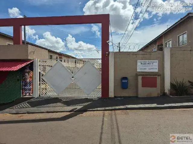 Apartamento para Venda em Valparaíso de Goiás/GO Chácaras Ypiranga 2 Quartos
