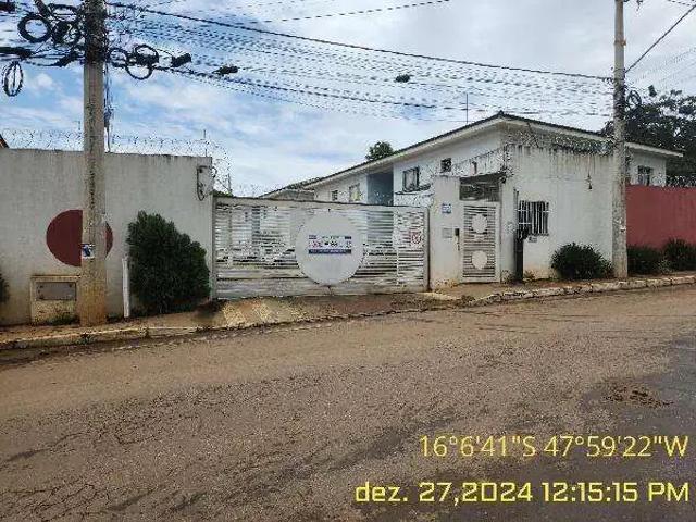 Apartamento para Venda em Valparaíso de Goiás/GO Chácaras Santa Maria 2 Quartos