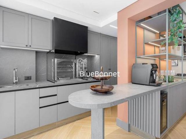 Apartamento para venda em Vila Anastácio de 91.00m² com 2 Quartos, 1 Suite e 2 Garagens