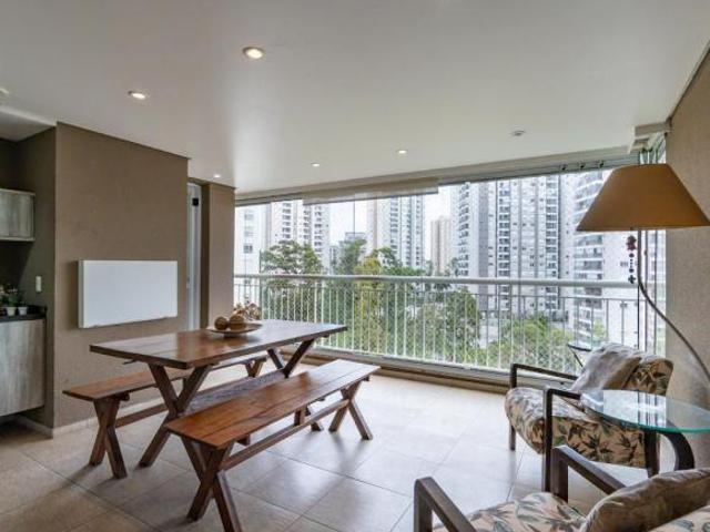 Apartamento para venda em Vila Andrade com 3 quartos, sendo 3 suítes, 168m²