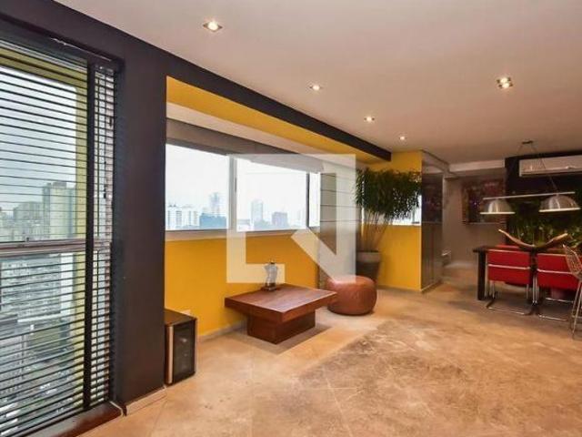 Apartamento para venda em Vila Andrade de 150.00m² com 2 Quartos, 1 Suite e 4 Garagens