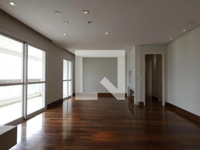 Apartamento para venda em Vila Andrade de 165.00m² com 3 Quartos, 3 Suites e 3 Garagens