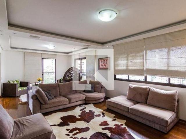Apartamento para venda em Vila Andrade de 196.00m² com 4 Quartos, 3 Suites e 3 Garagens