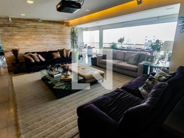 Apartamento para venda em Panamby de 199.00m² com 4 Quartos, 2 Suites e 3 Garagens