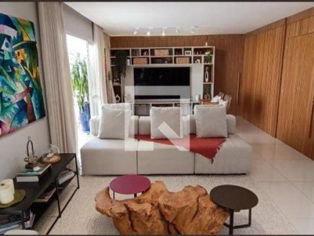 Apartamento para venda em Panamby de 200.00m² com 4 Quartos, 2 Suites e 3 Garagens