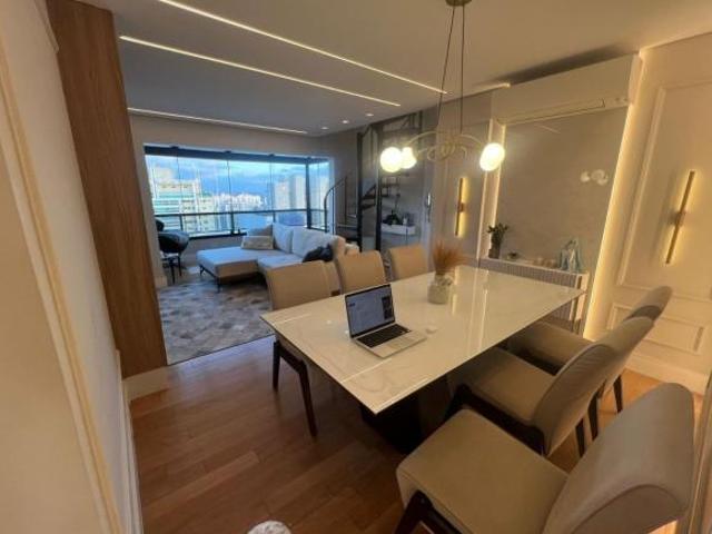 Apartamento para venda em Vila Andrade de 203.00m² com 3 Quartos, 1 Suite e 4 Garagens