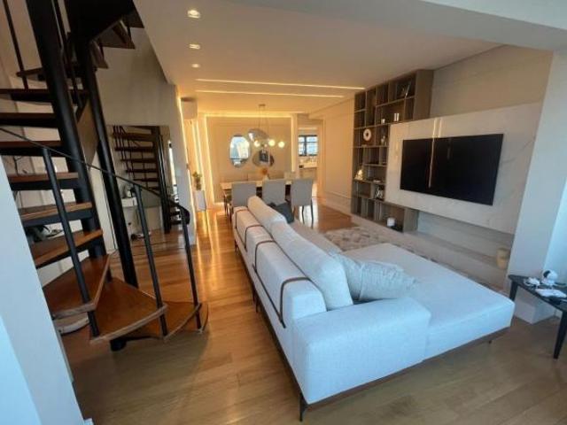 Apartamento para venda em Vila Andrade de 203.00m² com 3 Quartos, 1 Suite e 4 Garagens