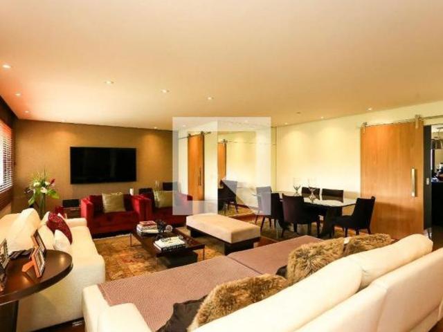 Apartamento para venda em Vila Andrade de 240.00m² com 4 Quartos, 4 Suites e 4 Garagens
