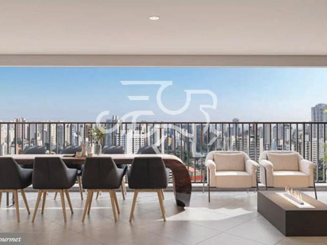 Apartamento para venda em Vila Andrade em São Paulo São Paulo de 141.00m² com 3 Quartos, 3 Suítes e 3 Garagens