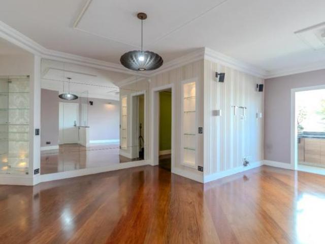 Apartamento para venda em Vila Assunção com 3 quartos, sendo 1 suíte, 137m²