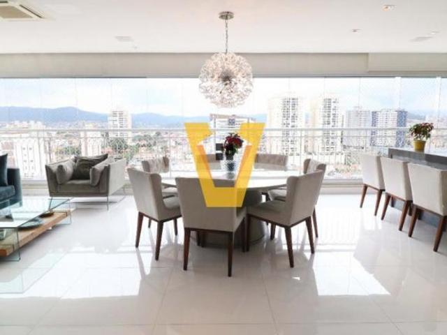 Apartamento para venda em Vila Galvão com 4 quartos, sendo 2 suítes, 203m²