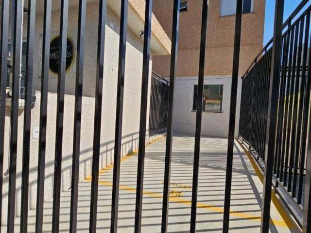 Apartamento para venda em Vila Galvão de 56.30m² com 2 Quartos, 1 Suite e 1 Garagem
