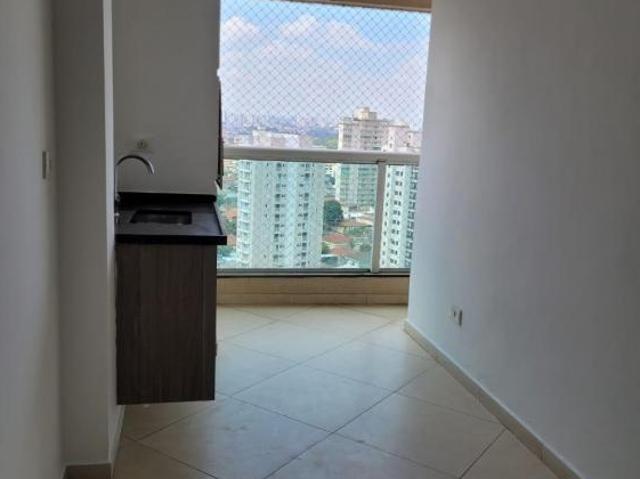 Apartamento para venda em Vila Galvão de 77.00m² com 3 Quartos, 1 Suite e 2 Garagens