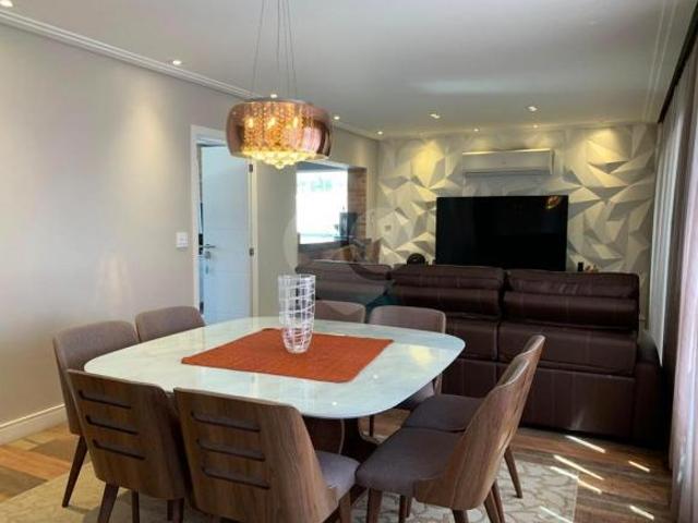 Apartamento para venda em Vila Gilda de 205.00m² com 4 Quartos, 3 Suites e 4 Garagens