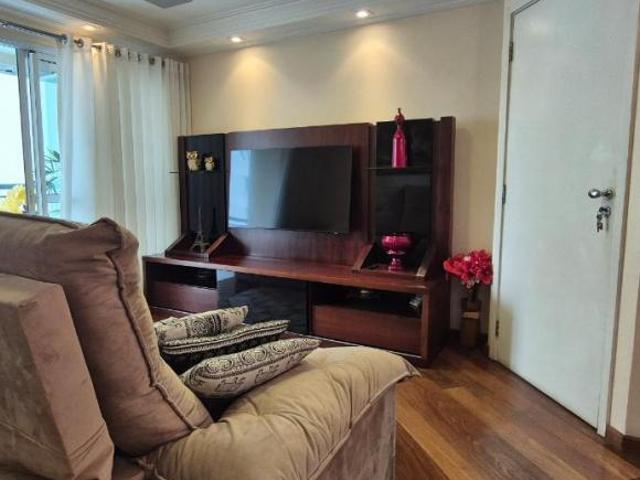 Apartamento para venda em Vila Gumercindo com 3 quartos, sendo 1 suíte, 85m²
