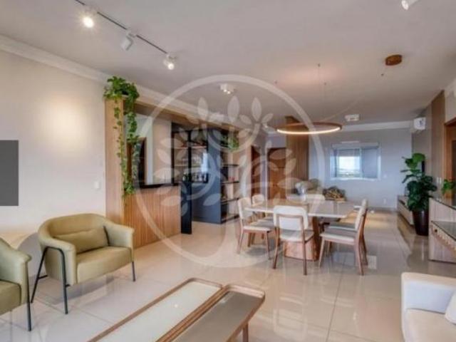Apartamento para venda em Vila Do Golf de 195.00m² com 3 Quartos, 3 Suites e 5 Garagens