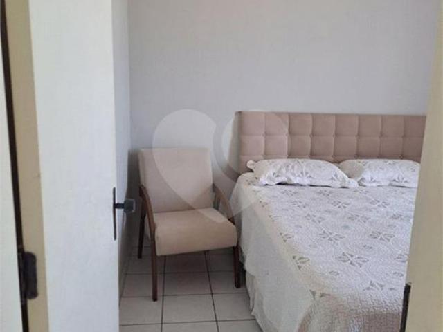 Apartamento para venda em Vila Das Hortências de 100.00m² com 3 Quartos, 1 Suite e 2 Garagens