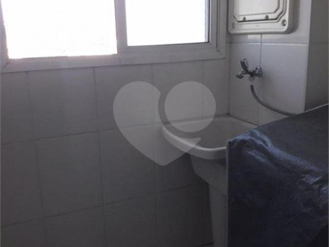 Apartamento para venda em Vila Das Hortências de 69.00m² com 2 Quartos, 1 Suite e 1 Garagem