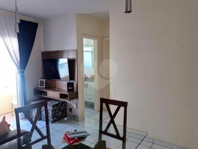 Apartamento para venda em Vila Della Piazza de 56.00m² com 2 Quartos, 1 Suite e 1 Garagem