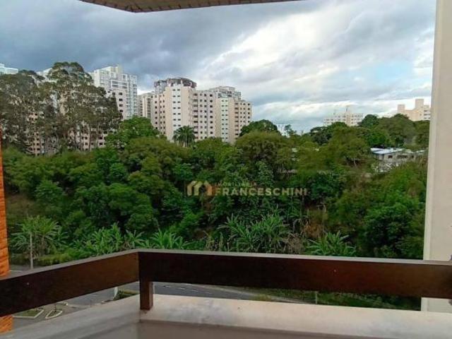 Apartamento para venda em Vila Ema de 200.00m² com 4 Quartos, 2 Suites e 2 Garagens
