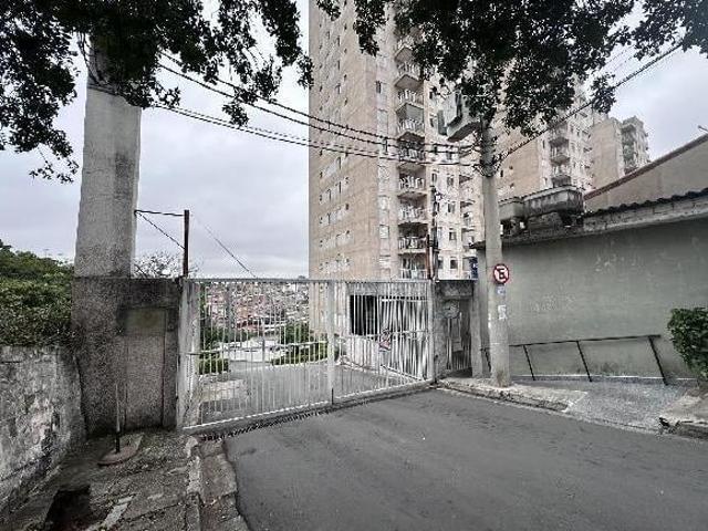 Apartamento para venda em Vila Ester de 48.00m² com 2 Quartos e 1 Garagem
