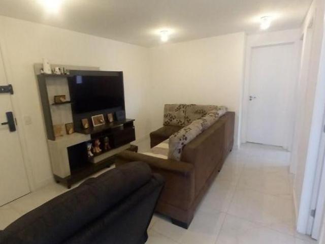 Apartamento para venda em Vila Esperança de 110.00m² com 3 Quartos, 1 Suite e 2 Garagens