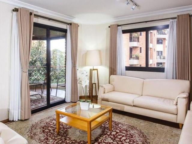 Apartamento para venda em Vila Ida de 310.00m² com 4 Quartos, 4 Suites e 5 Garagens