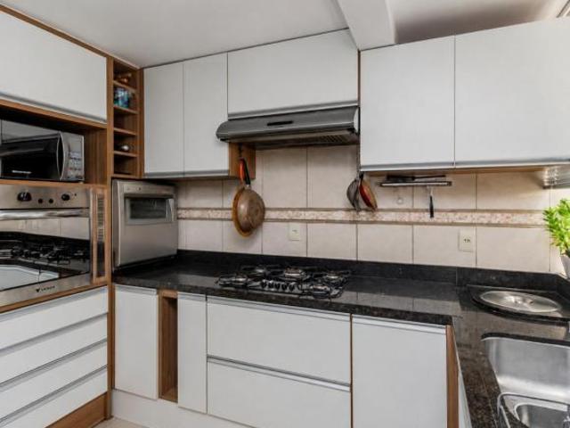 Apartamento para venda em Vila Jardim de 126.00m² com 2 Quartos e 2 Garagens