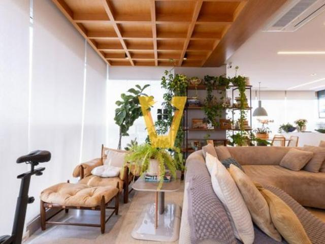 Apartamento para venda em Vila Olímpia com 3 quartos, sendo 1 suíte, 155m²