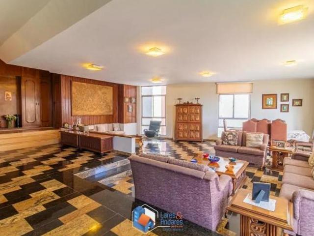 Apartamento para venda em Vila Madalena com 3 quartos, sendo 1 suíte, 287m²