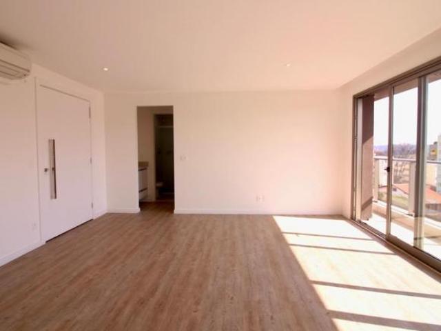 Apartamento para venda em Vila Madalena de 55.00m² com 1 Quarto e 2 Garagens