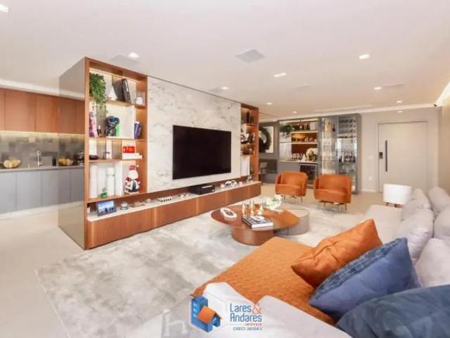 Apartamento para venda em Vila Mariana com 4 quartos, sendo 3 suítes, 206m²