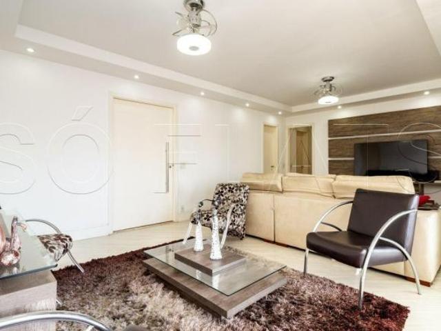 Apartamento para venda em Vila Mariana de 140.00m² com 3 Quartos, 3 Suites e 2 Garagens