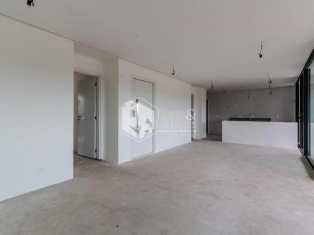 Apartamento para venda em Vila Nova Conceição com 3 quartos, sendo 3 suítes, 175m²
