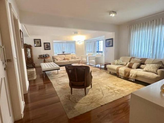 Apartamento para venda em Vila Nova Conceição com 4 quartos, sendo 3 suítes, 207m²