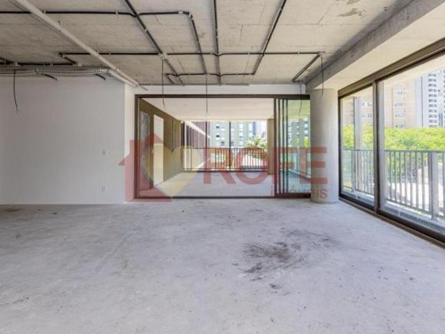 Apartamento para venda em Vila Nova Conceição com 3 quartos, sendo 3 suítes, 204m² !