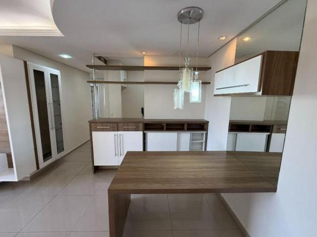 Apartamento para venda em Vila Nova de 70.00m² com 3 Quartos, 1 Suite e 2 Garagens
