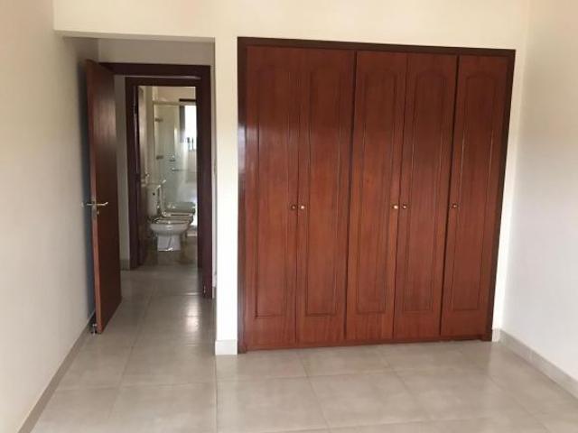 Apartamento para venda em Vila Nova de 238.00m² com 3 Quartos, 1 Suite e 2 Garagens
