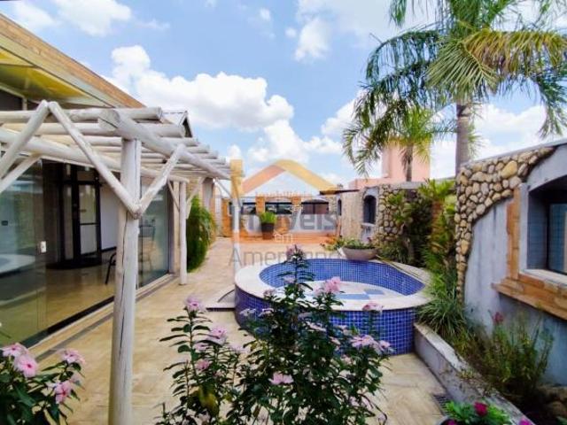 Apartamento para venda em Vila São Pedro de 218.00m² com 3 Quartos, 1 Suite e 2 Garagens