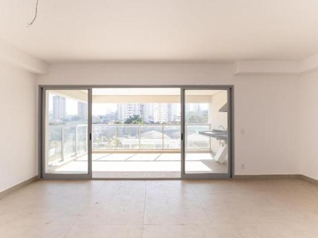 Apartamento para venda em Vila Sofia com 3 quartos, sendo 1 suíte, 121m²