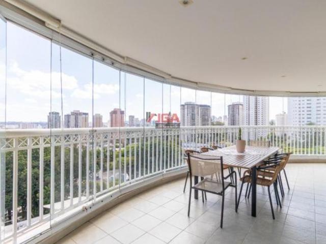 Apartamento para venda em Vila Sofia com 4 quartos, sendo 4 suítes, 247m²