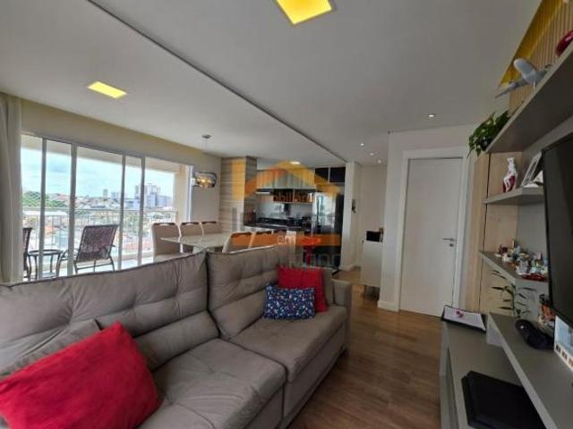 Apartamento para venda em Vila Santo Antônio de 77.00m² com 3 Quartos, 1 Suite e 2 Garagens