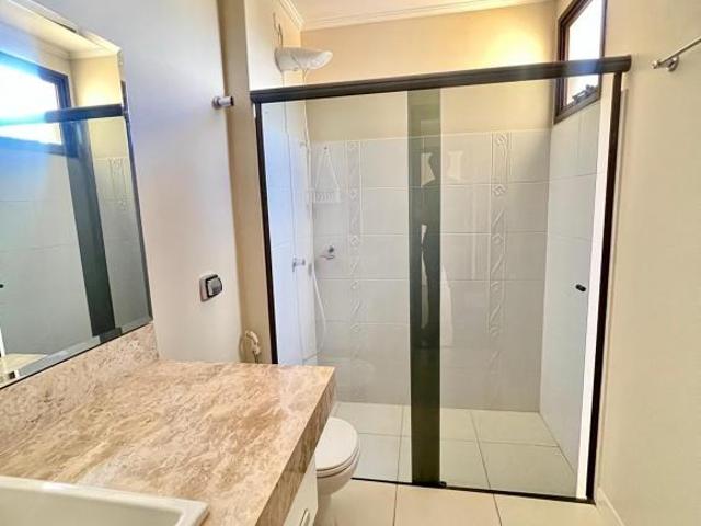 Apartamento para venda em Vila Santa Helena de 234.00m² com 3 Quartos e 2 Garagens