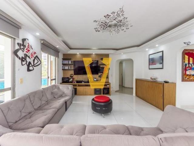 Apartamento para venda em Vila Suzana com 4 quartos, sendo 2 suítes, 199m²