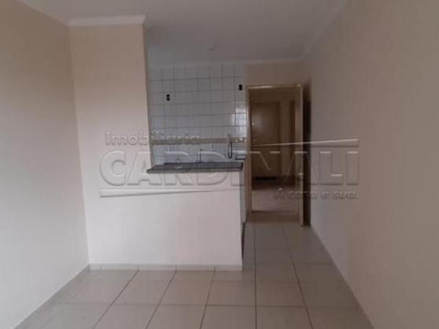 Apartamento para venda em Vila Pelicano de 47.00m² com 2 Quartos e 1 Garagem