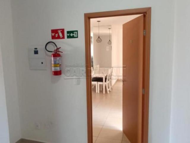 Apartamento para venda em Vila Rancho Velho de 50.00m² com 2 Quartos e 1 Garagem