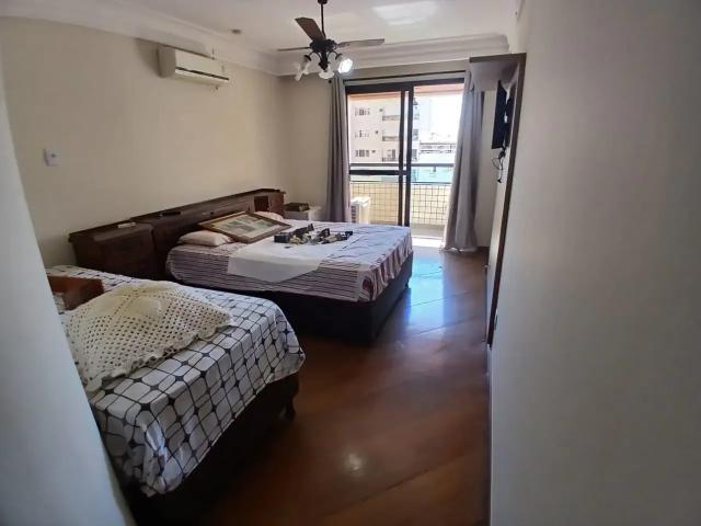 Apartamento para Venda em Vila Velha/ES Itapuã 4 Quartos