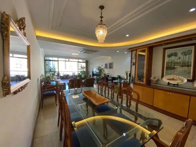 Apartamento para Venda em Vila Velha/ES Praia da Costa 4 Quartos