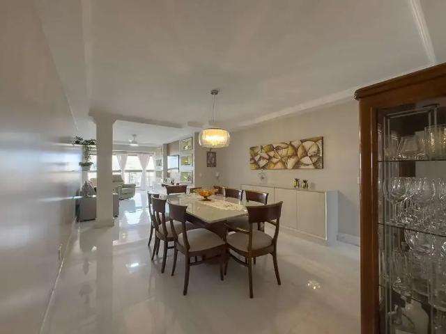 Apartamento para Venda em Vila Velha/ES Praia da Costa 4 Quartos