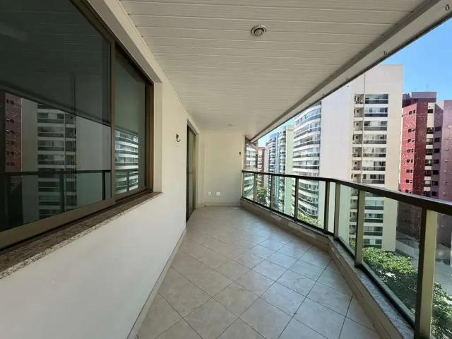 Apartamento para Venda em Vila Velha/ES Praia da Costa 2 Quartos
